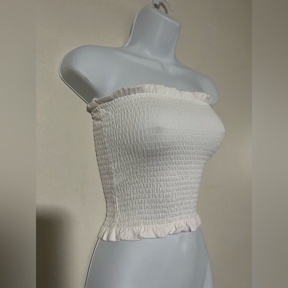 H&M | Tops | Nwt Hm Smocked Tube Top | Poshmark
